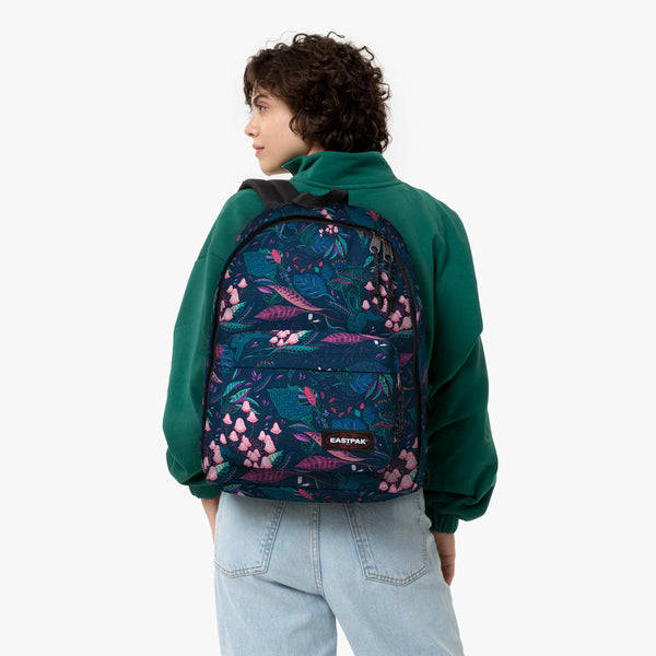 Out Of Office Pink Ray | Backpack | Eastpak