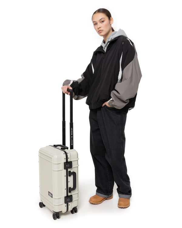 RESIST'R CASE S