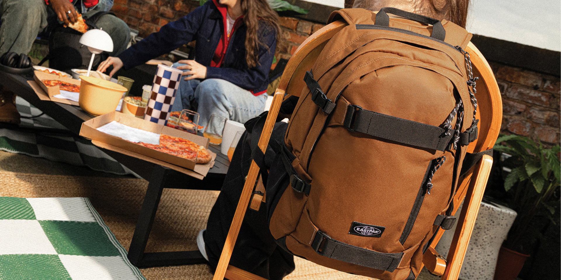 Eastpak Rucksäcke und Koffer | Built to Resist seit 1952